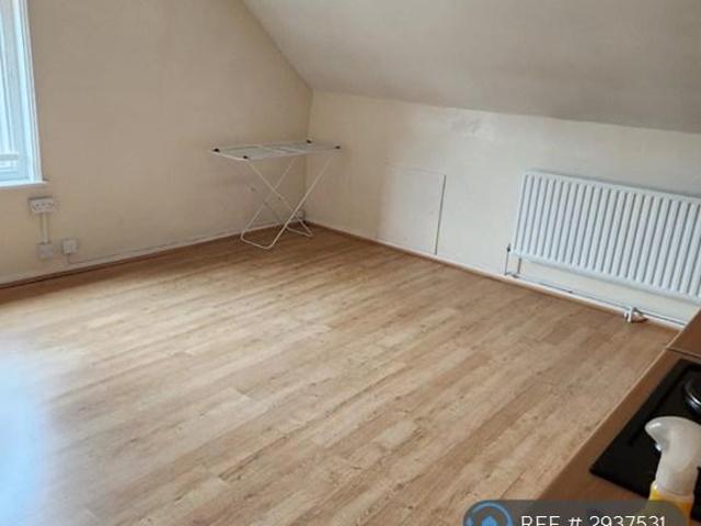 1 bedroom house share to rent