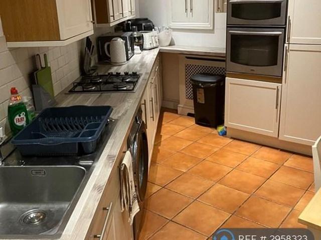1 bedroom house share to rent