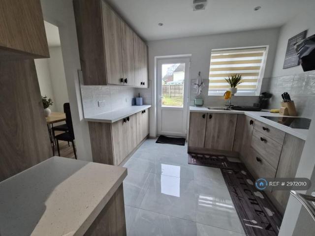 1 bedroom house share to rent