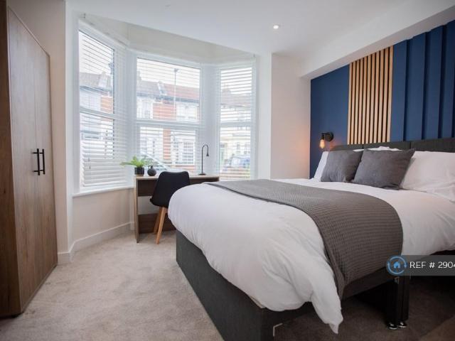 1 bedroom house share to rent