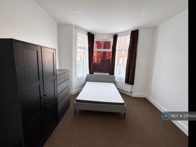1 bedroom house share to rent