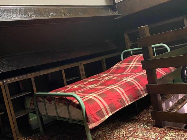 1 bedroom house share to rent