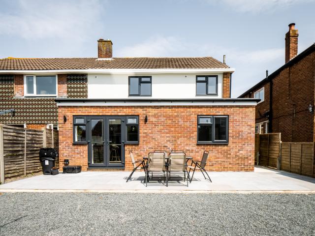 1 bedroom house share to rent