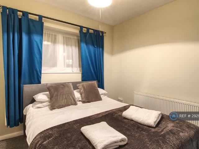 1 bedroom house share to rent