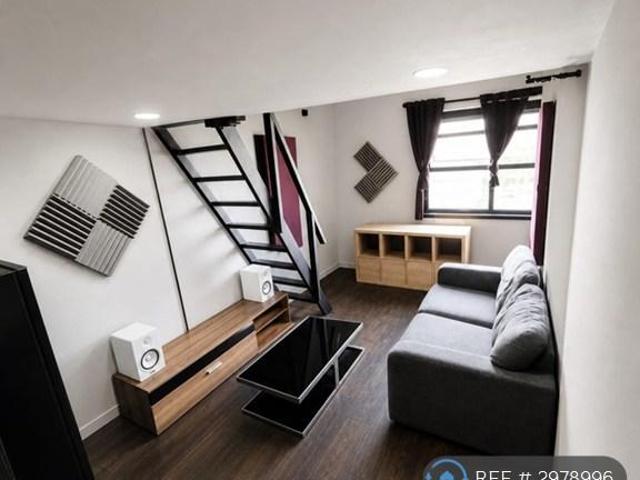 1 bedroom house share to rent