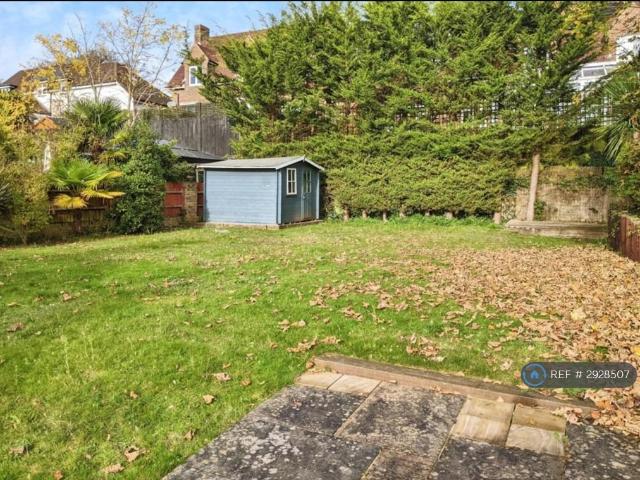 1 bedroom house share to rent