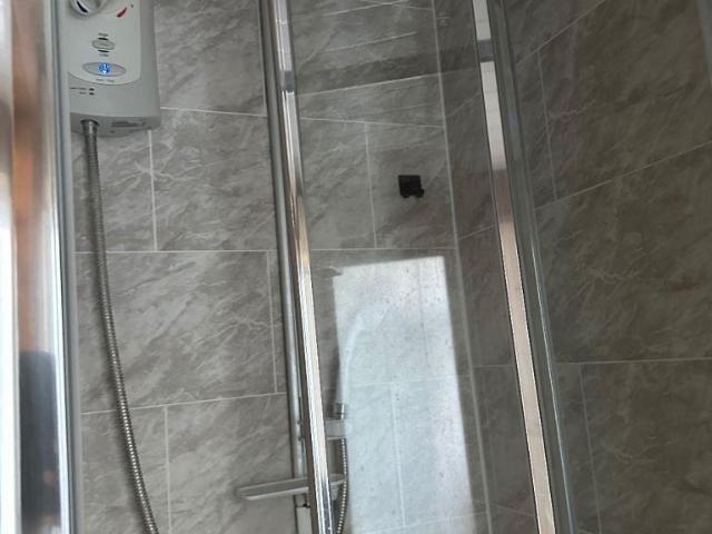 1 bedroom house share to rent