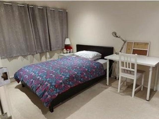 1 bedroom house share to rent