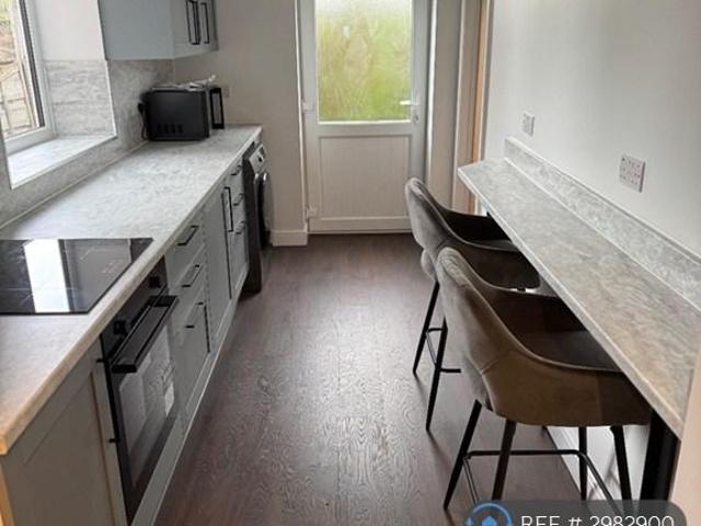 1 bedroom house share to rent