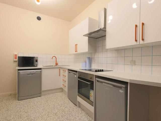 1 bedroom house share to rent