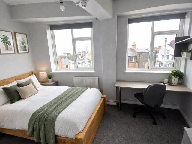 1 bedroom house share to rent