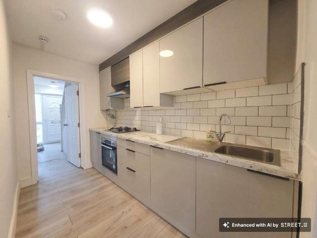 1 bedroom house share to rent