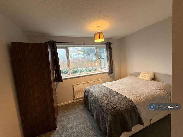 1 bedroom house share to rent