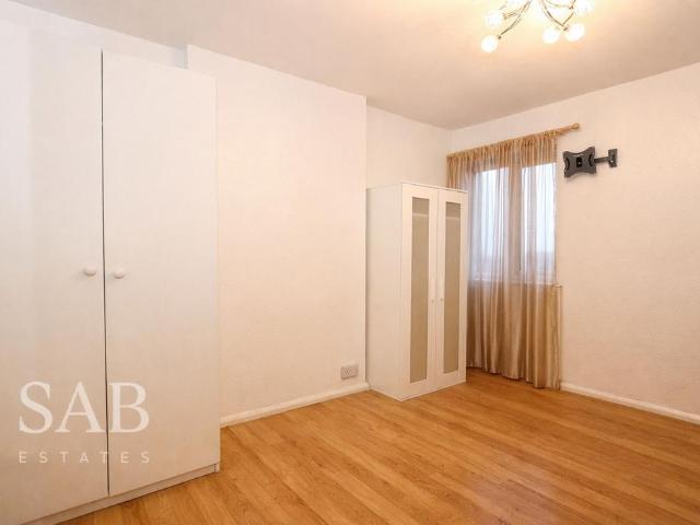 1 bedroom house share to rent