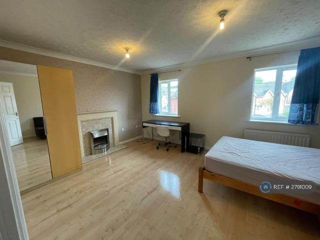 1 bedroom house share to rent