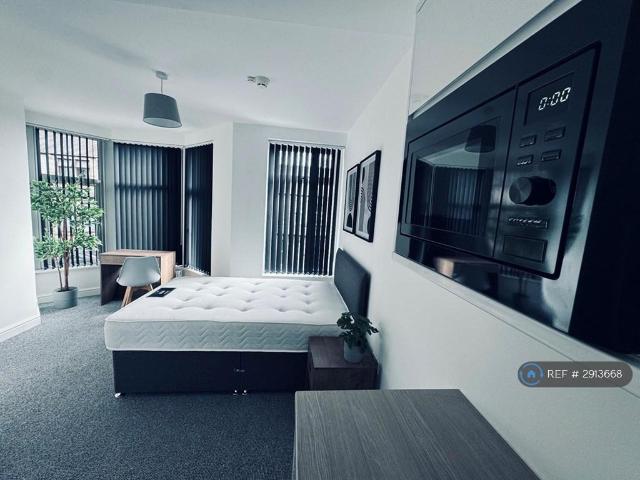 1 bedroom house share to rent