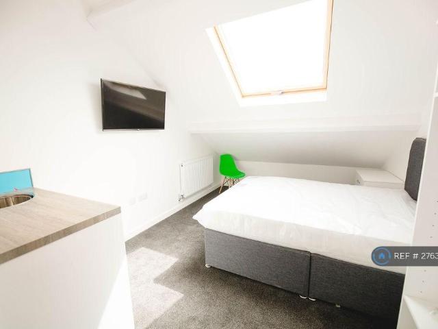1 bedroom house share to rent