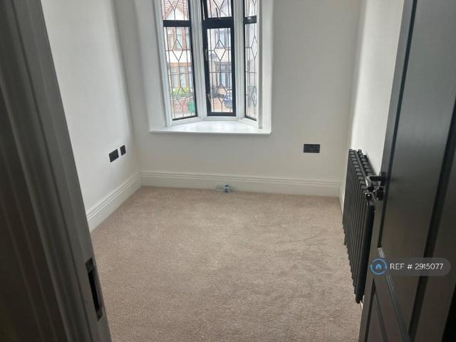 1 bedroom house share to rent
