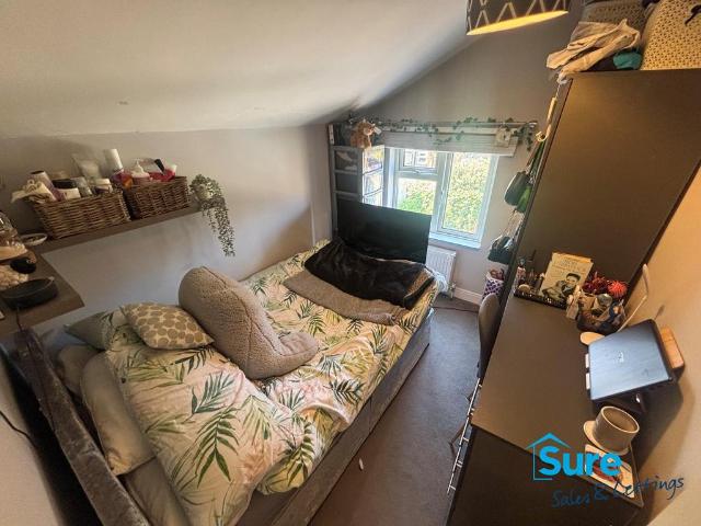 1 bedroom house share to rent
