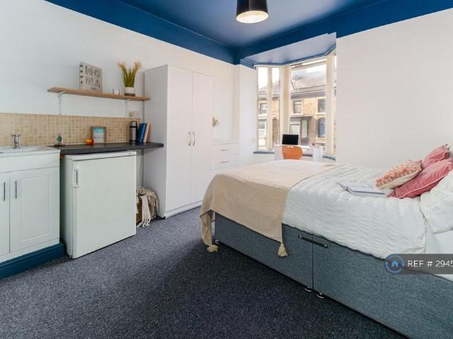 1 bedroom house share to rent