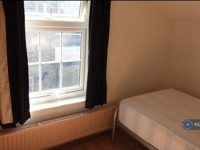 1 bedroom house share to rent