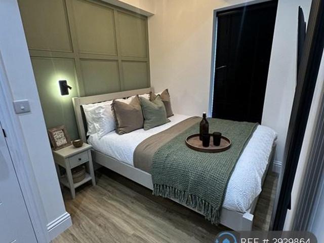 1 bedroom house share to rent