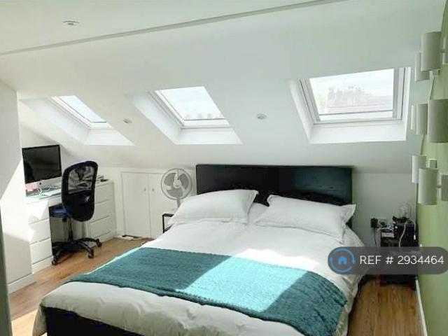 1 bedroom house share to rent