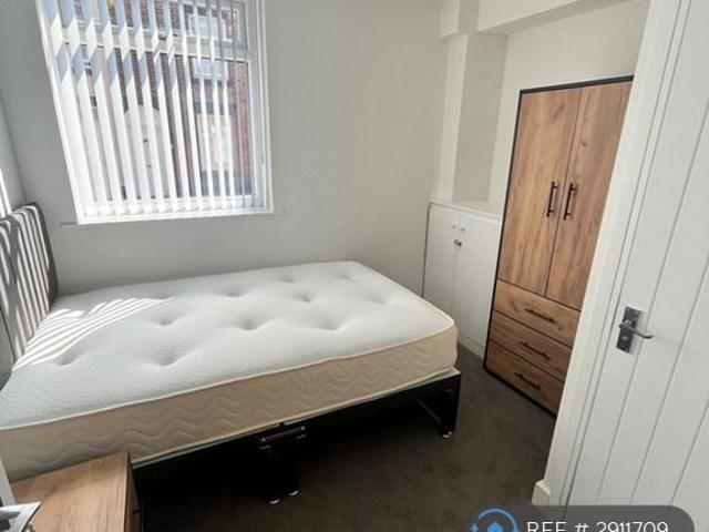 1 bedroom house share to rent