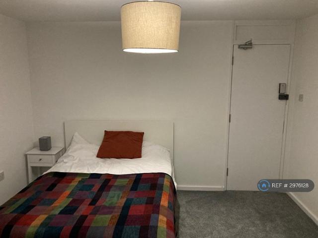 1 bedroom house share to rent