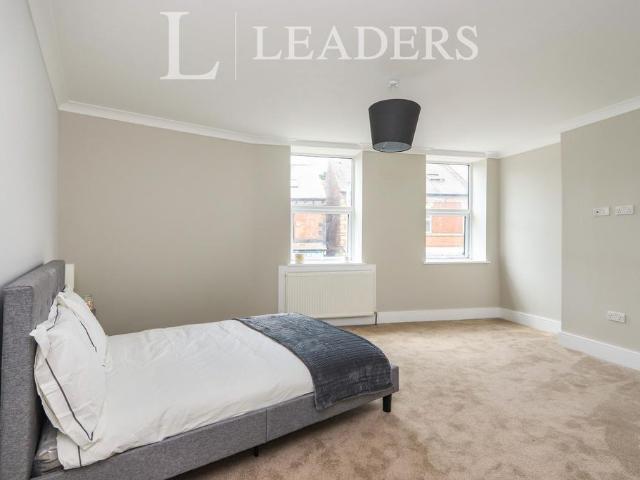 1 bedroom house share to rent
