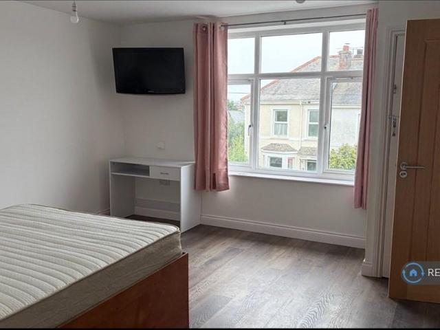 1 bedroom house share to rent