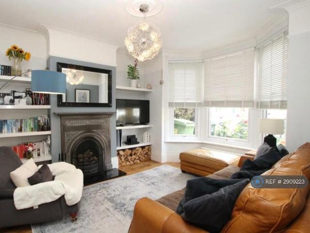 1 bedroom house share to rent