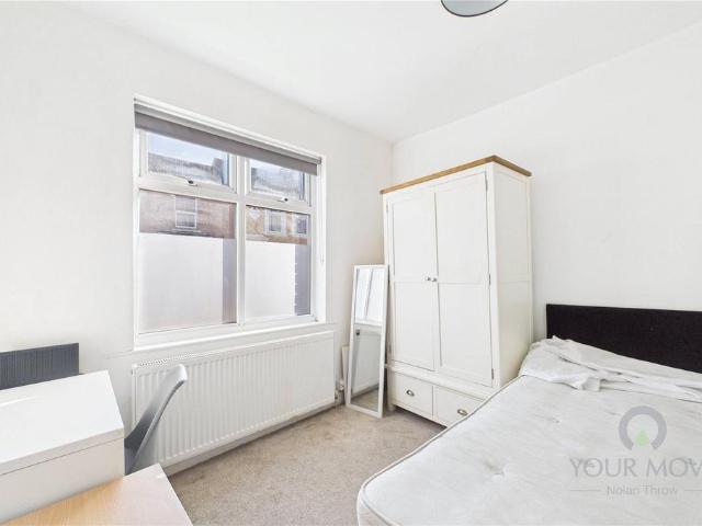 1 bedroom house share to rent