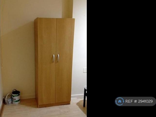 1 bedroom house share to rent