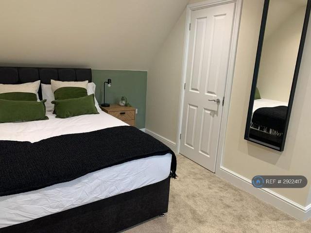 1 bedroom house share to rent
