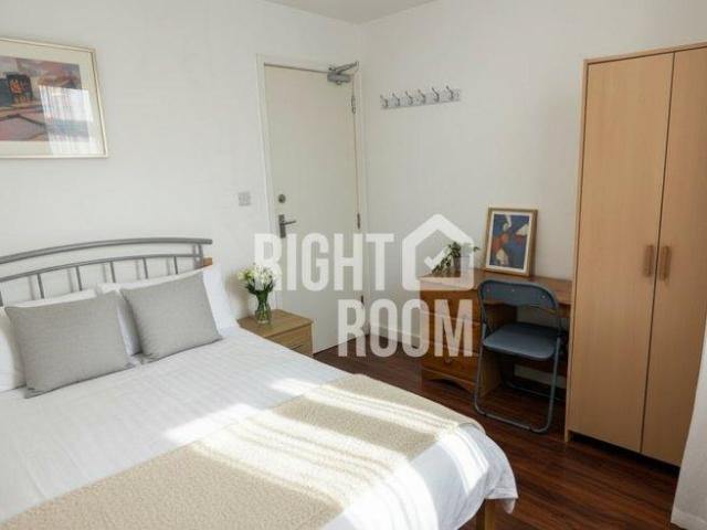 1 bedroom house share to rent