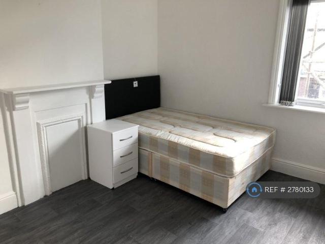 1 bedroom house share to rent