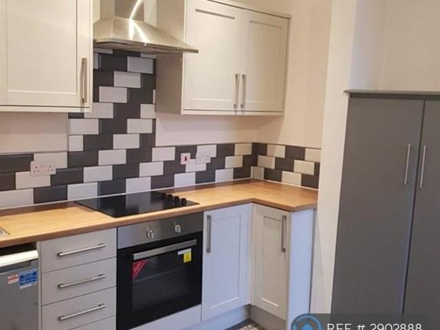 1 bedroom house share to rent