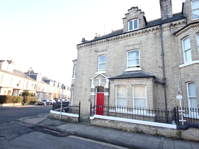 1 bedroom house share to rent