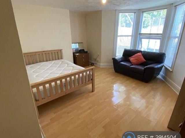 1 bedroom house share to rent
