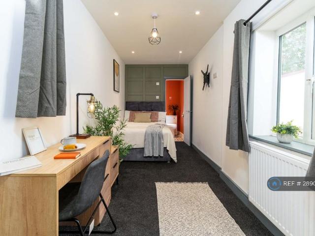 1 bedroom house share to rent