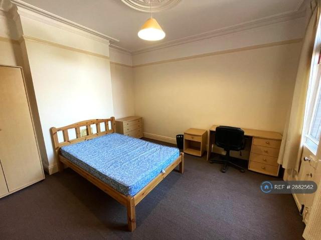 1 bedroom house share to rent
