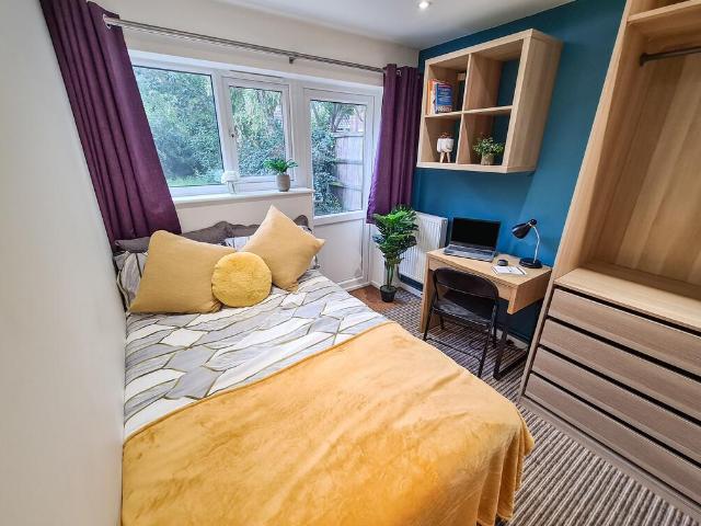 1 bedroom house share to rent
