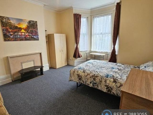 1 bedroom house share to rent