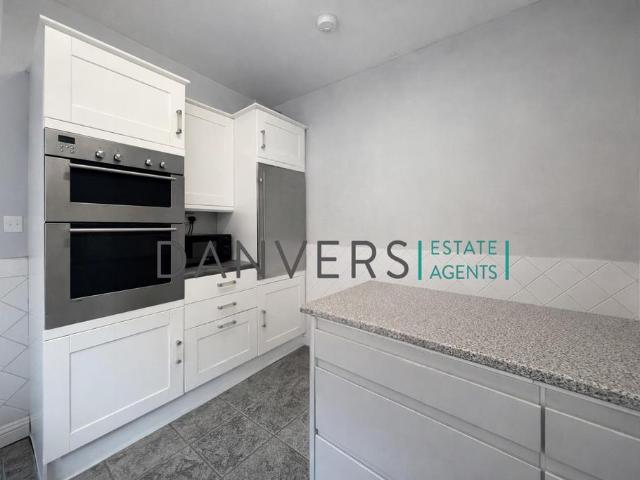 1 bedroom house share to rent