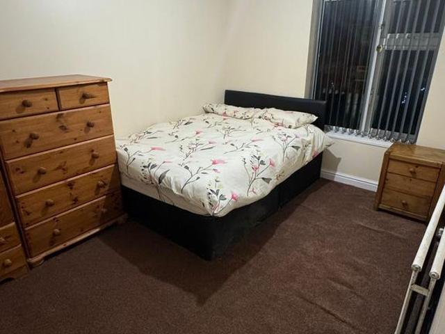 1 bedroom house share to rent