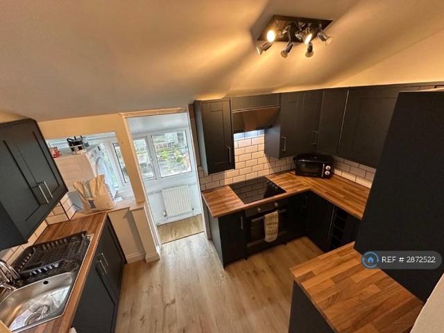 1 bedroom house share to rent