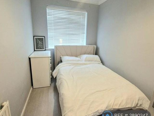 1 bedroom house share to rent