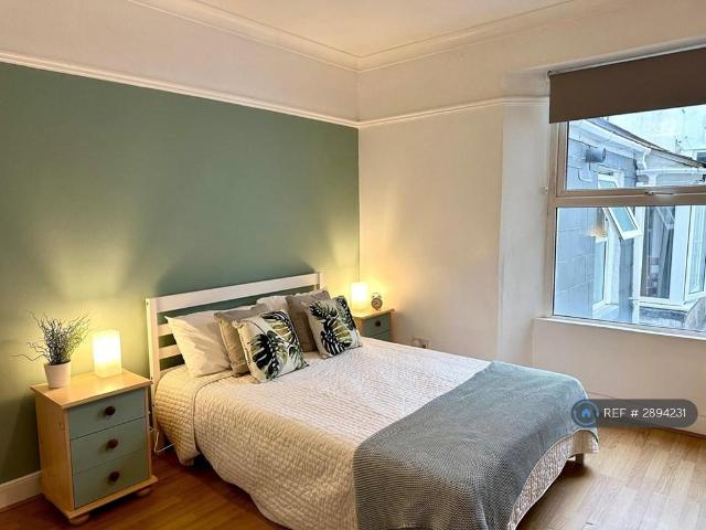 1 bedroom house share to rent
