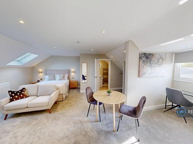 1 bedroom house share to rent